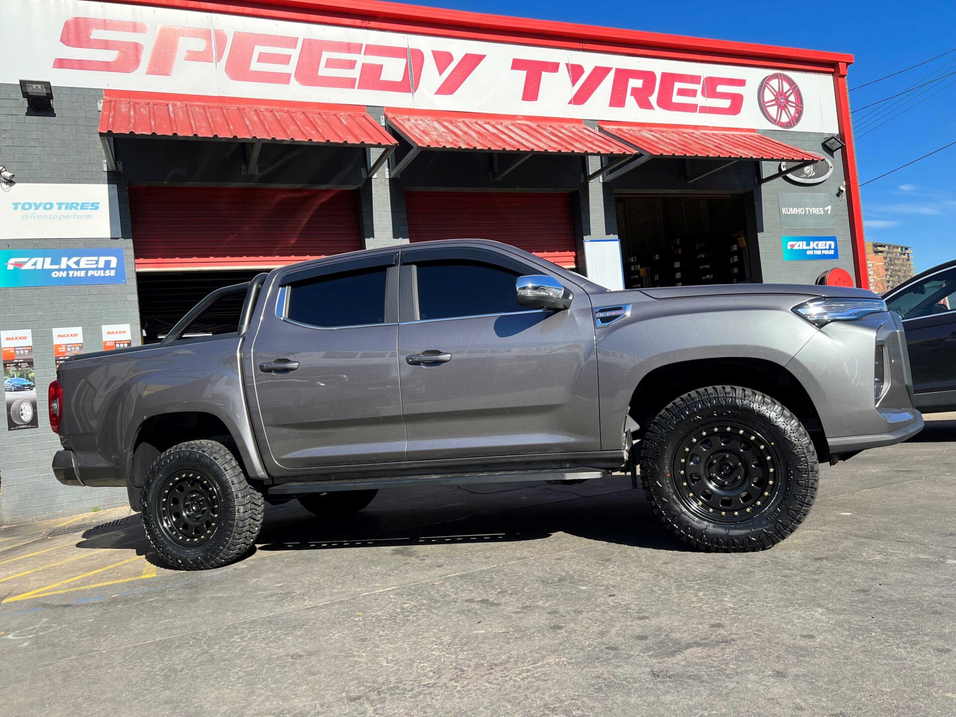 D HOLE IMITATION BEADLOCK | Dynamic Wheel Co.